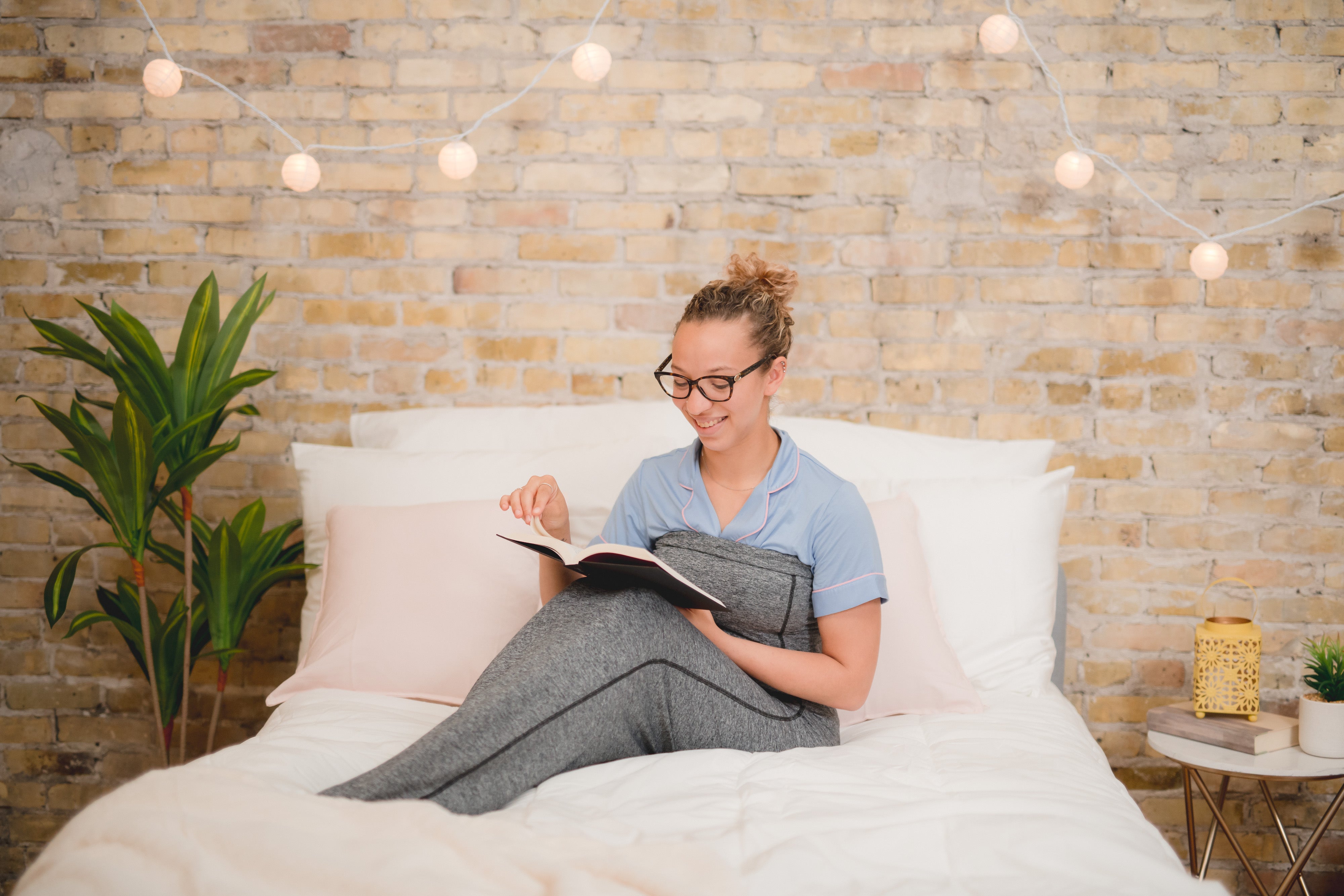 Teen Insomnia: Tips to Help Adolescents Sleep – Hug Sleep Inc.